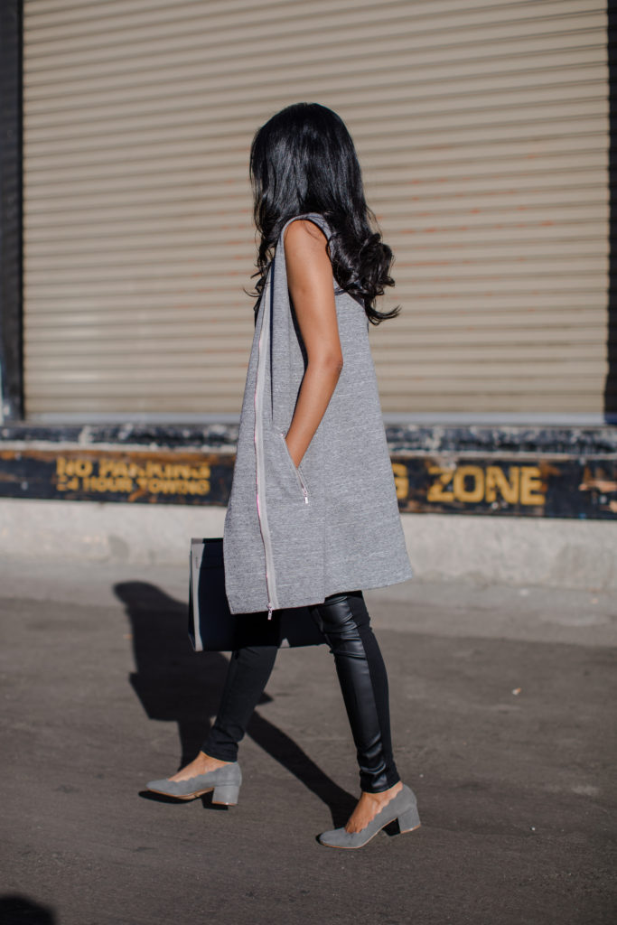 MINIMALIST GIRL - Walk In Wonderland