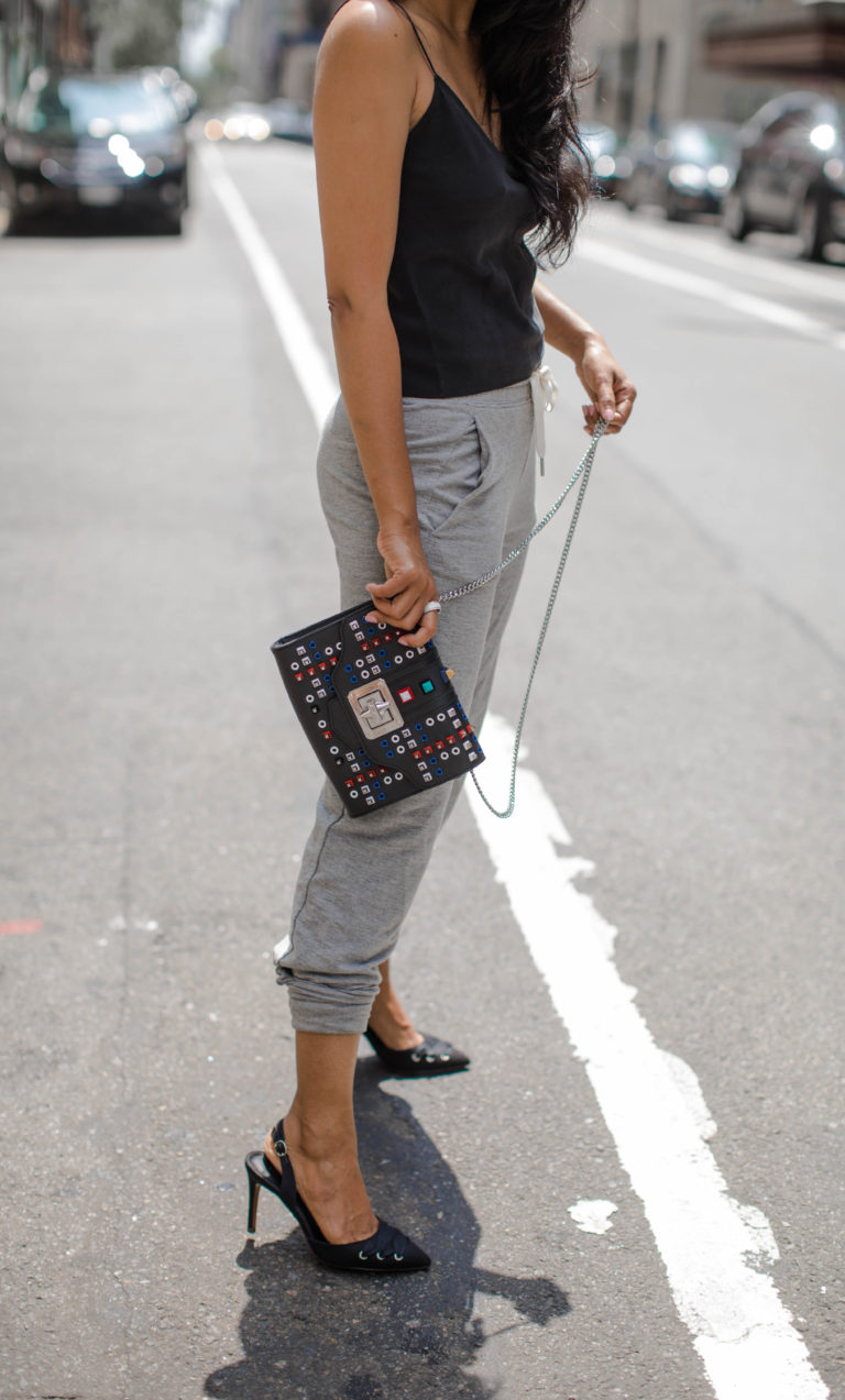 SWEATPANT CHIC - Walk In Wonderland
